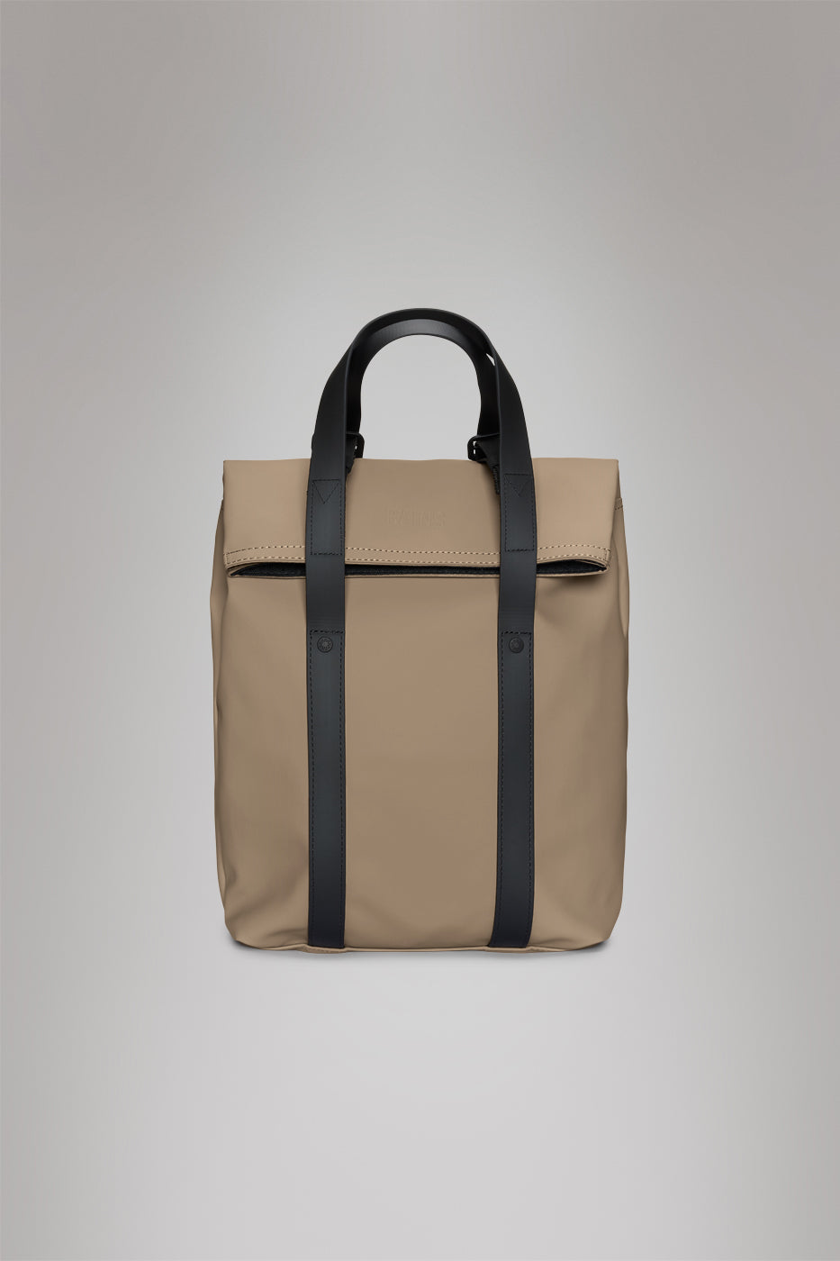 Rains® Beige 2 Way Tote Backpack Mini för 1 099 kr | Fri Frakt